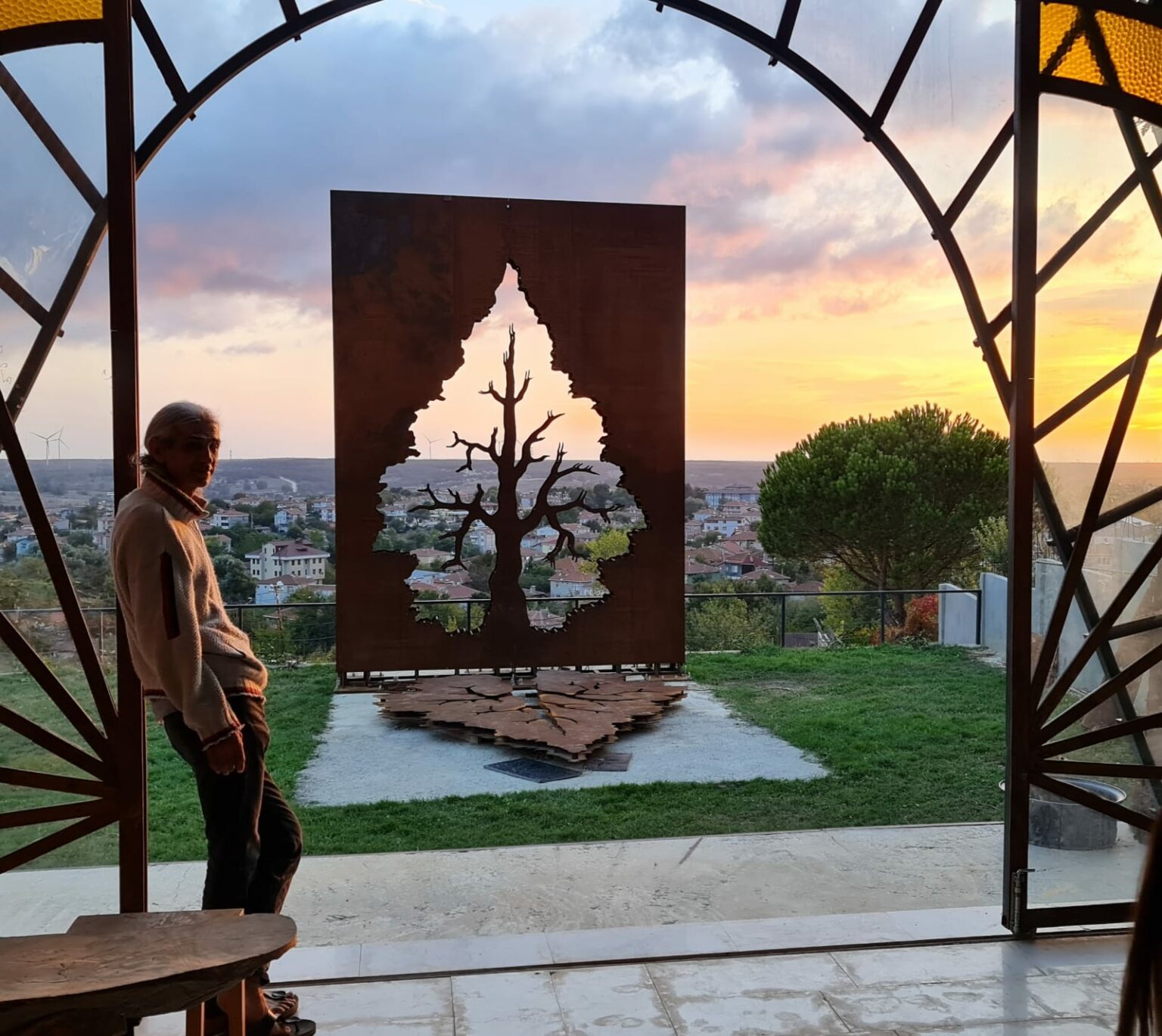 baris-agaci-heykeli-ayhan-tomak – Ayhan Tomak | Resim, Ahşap Heykel ...